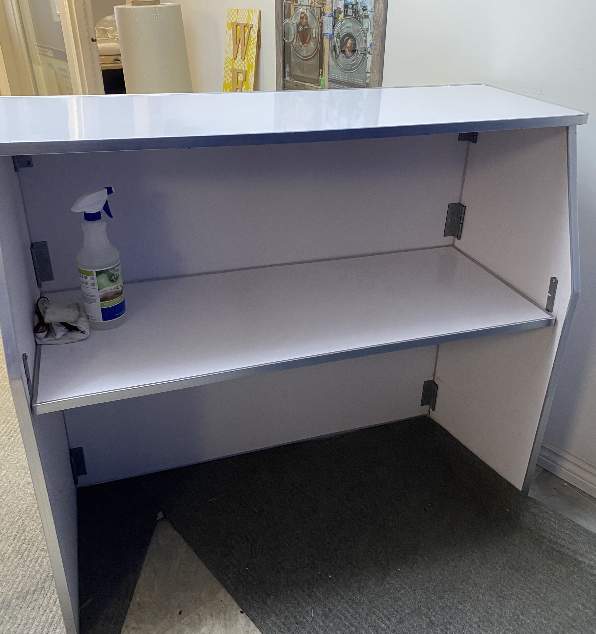 White 4' Folding Laminate Bar - Mastermind Events